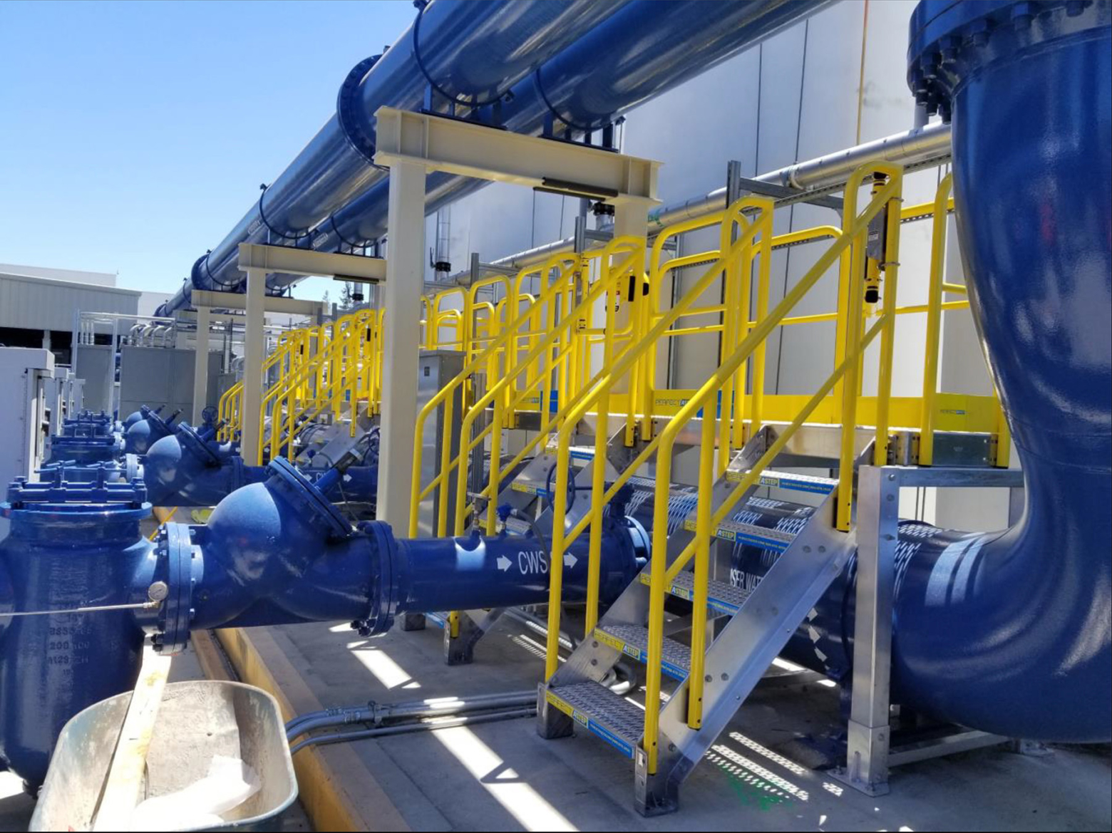 6-Step Ladder Platform Products | CTS Industries